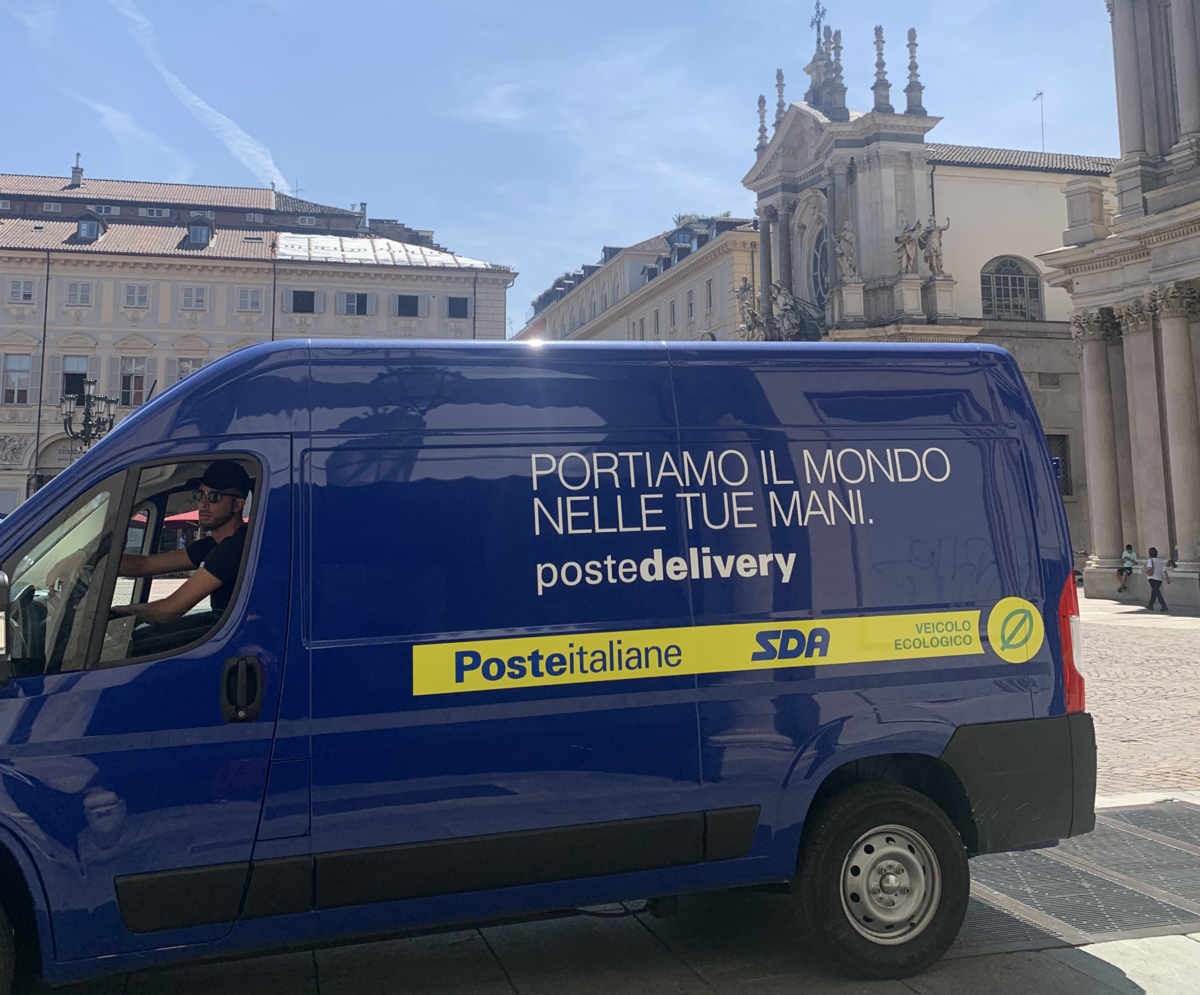 Poste italiane: i cittadini del Vco in vacanza liberi dai bagagli con ...