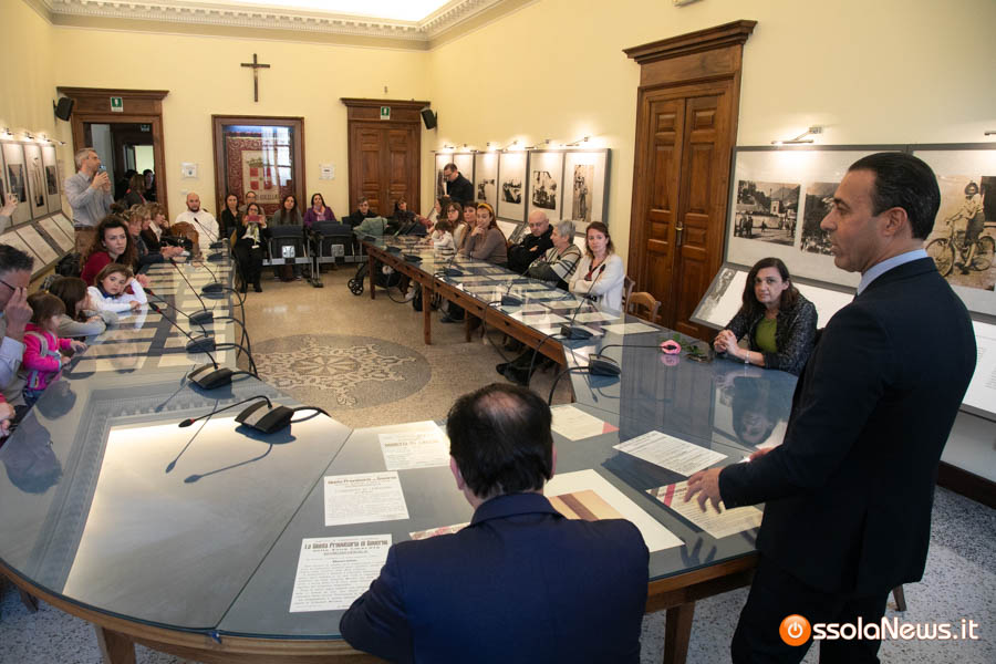 Il grazie della scuola di Calice al presidente Cirio FOTO - Ossolanews.it