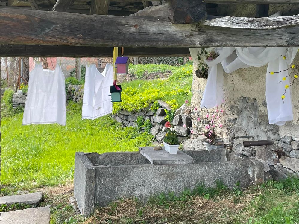 Trasquera, una visita guidata tra gli antichi lavatoi - Ossolanews.it