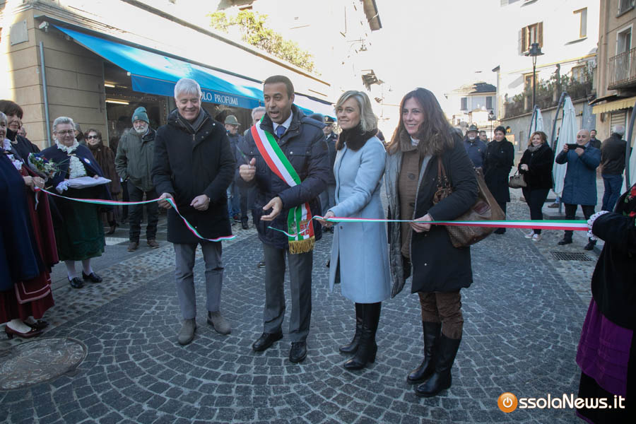 Inaugurazione ufficiale per la rinnovata via Rosmini FOTO E VIDEO ...