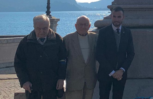 Le Guardie d’Onore alle Reali Tombe del Pantheon piangono Alberto ...